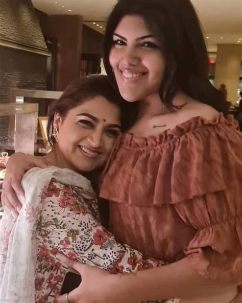 Kushboo Sundar With Her Daughters Avantika And Anandita Pics Goes