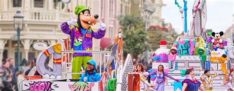 A Million Splashes Of Colour Disneyland Paris