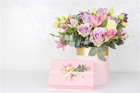 Best Flowers To T A Girl On Her Birthday