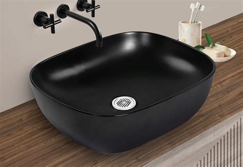 Matt Sonic Valdo Feel The Luxury