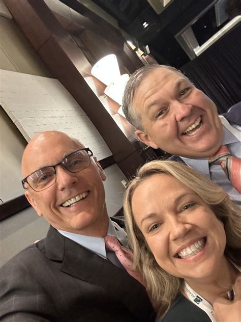 Diana Maxham Cmp On Linkedin Selfies Are Probably The Best Thing