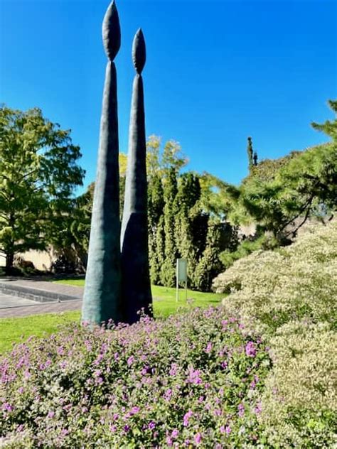 The Hirshhorn Sculpture Garden Exploring The Beauty Of Nature And Art Garden Travel Guide