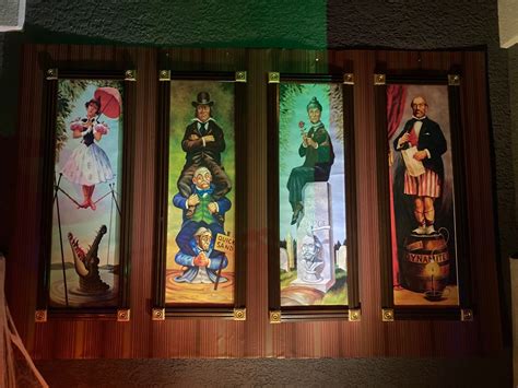 Stretch Portraits Haunted Mansion Holiday Home Haunted Mansion Painting
