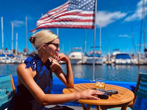 Peyton Drew Rwomenoftheright