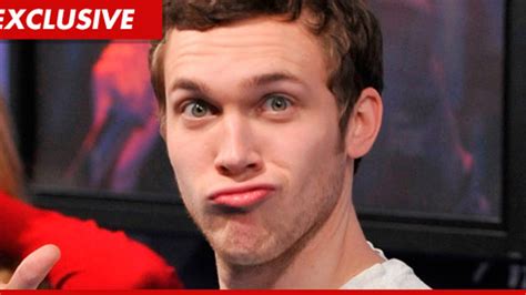 Phillip Phillips Hospitalized American Idol Contestant Rushed To