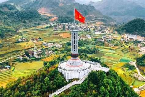 Top 5 Trải Nghiệm Du Lịch Cột Cờ Lũng Cú ấn Tượng Nhất Khám Phá Cột