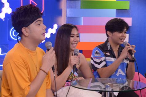 Its Showtime On Twitter 💙💛showtime Online Ü Na With Eris Aragoza