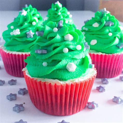Muffinki Choinki Sprawdzone Przepisy Na Ciasta I Nie Tylko Artykuły Sklep Aledobre Pl