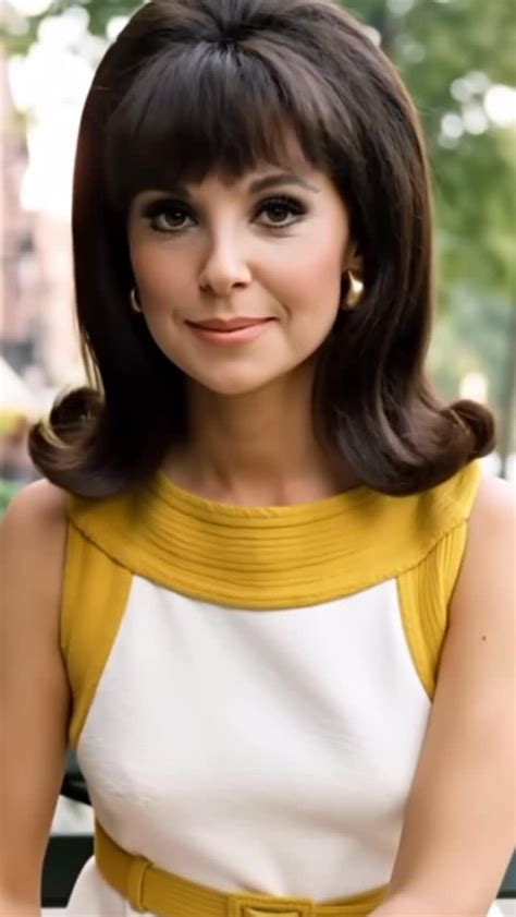 Marlo Thomas Bikini