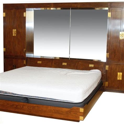 Henredon Scene One Campaign King Bed And Storage Bedroom Set