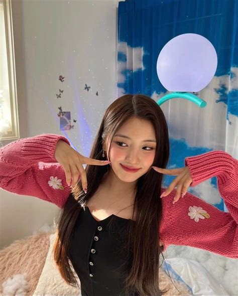 220425 Nmixx Instagram Update Jiwoo Kpopping