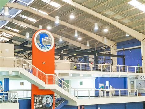 Entrepiso Club Delfines Paralelo
