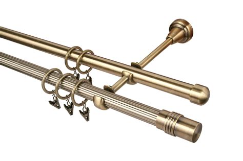 Cornisa De Cortina Metálica Y Remates Sobre Fondo Blanco Remate Metálico Para Cornisas Foto