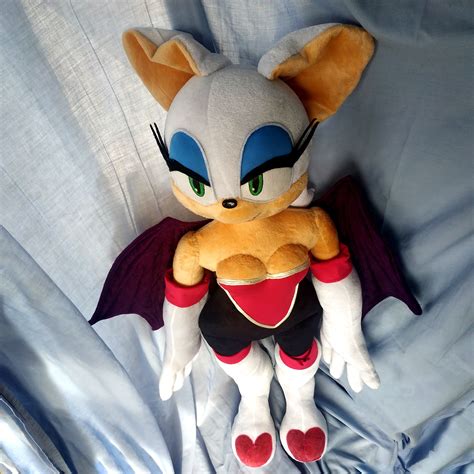 Sonic Plush Rouge