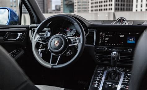 2020 Porsche Macan Review Pricing And Specs