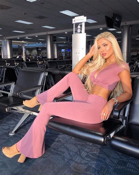 Katerina Rozmajzl Rmidriff