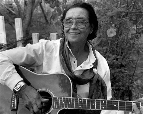 Etta Bakers Eternal Beauty Music Maker