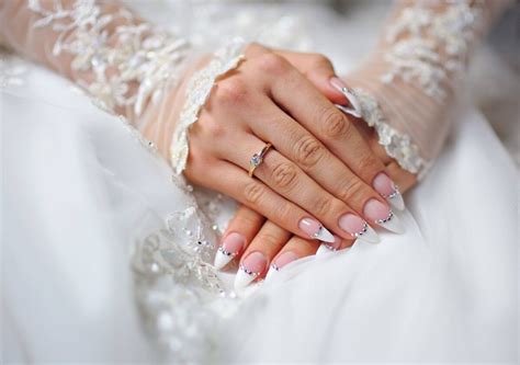 Classy Wedding Manicure