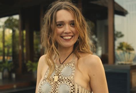 Aimee Lou Wood Praised For Rocking Her Real Teeth