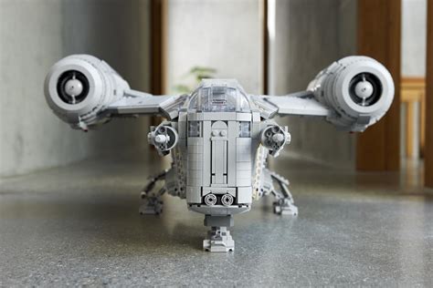 A Nave Original Do Mandalorian Vive Num Gigante Set Dedicado à Razor Crest