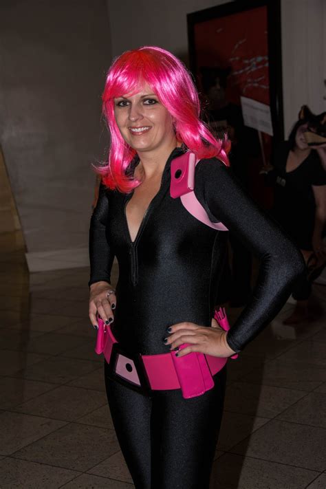 Mundo Genial Erin Esurance Cosplay