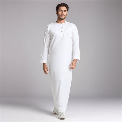 Simple White Omani Mens Islamic Thobes