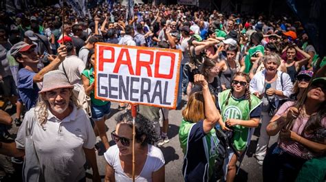 El Gobierno Analiza Descontarles El Día A Los Empleados Públicos Que Se
