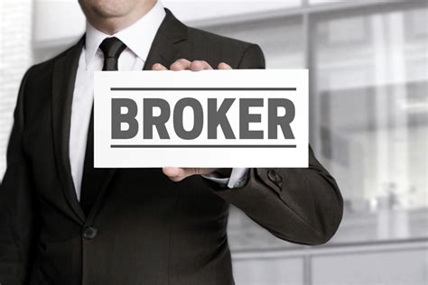 Broker Là Gì Làm Sao để Trở Thành Một Broker Chuyên Nghiệp