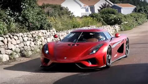 Christian Von Koenigsegg Drives 1500 Hp Regera Hybrid At Koenigsegg