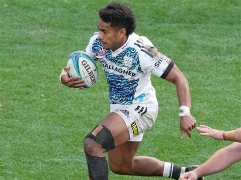 Watch Emoni Narawa Sets Up A Great Try In Chiefs Win Over Rebels