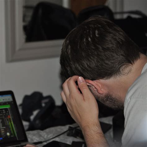 Live In Session Tom B