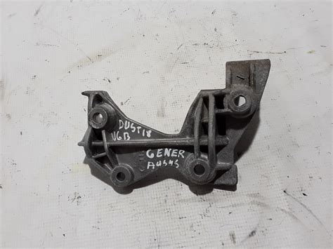 Used Dacia Duster Generator holder 117102094R