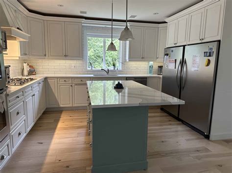 Clutter Affects Anxiety And Stress Heres What To Do • Minimalist Home Business