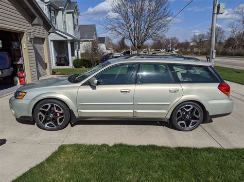 My Daily 05 Xt 5mt Lowered On Bilstein Struts And 4pot Subaru Calipers