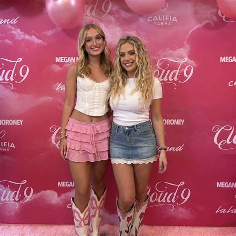Best 11 Megan Moroney Shows Off Bikini Body Fans Go Wild Artofit