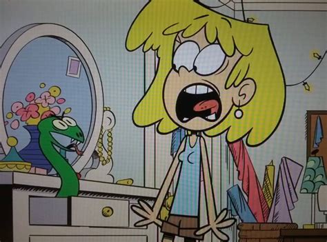 Lori Screams See A Snake By Sonicdefenders On Deviantart