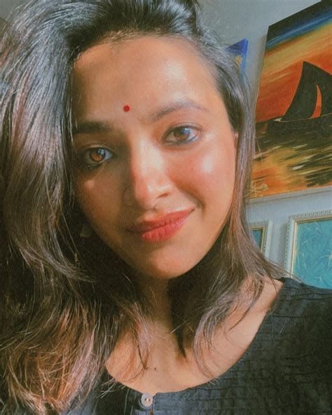 Swetha Basu Prasad Rbeautifulindianwomen