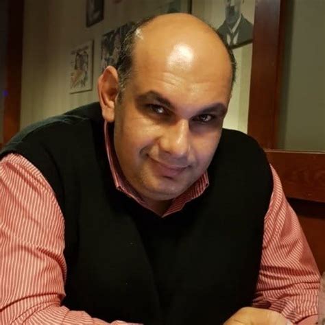 ستهاجرون إلى أوروبا ، وتلتزمون بالقانون و لا ترمون أعقاب السجائر على الأرض و لا تدخنون في