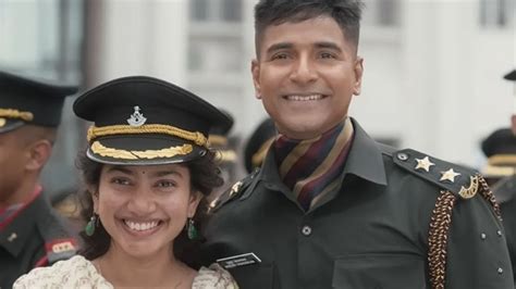 Amaran Twitter Review Sivakarthikeyan And Sai Pallavis Tamil Movie Wins Hearts Of Audience