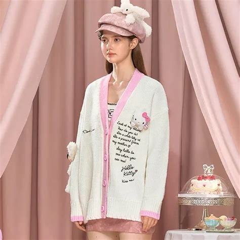 Áo Cardigan Nữ 13 De Marzo Hello Kitty Bear Suture Cardigan White Màu