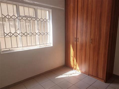 2 Bedroom Apartment For Sale In Eloff T4977115 Private Property