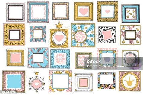 손으로 그린 귀여운 공주 프레임입니다 빈티지 컬러 스케치 프레임 핑크 미러 테두리 및 낙서 프레임 벡터 세트 개체 그룹에 대한 스톡 벡터 아트 및 기타 이미지 Istock