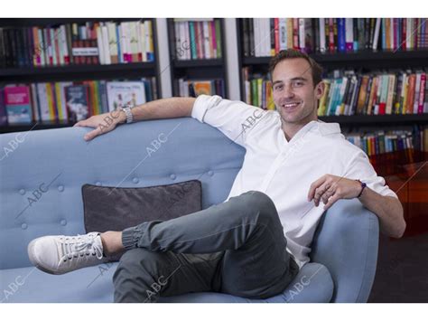 Entrevista Al Escritor Joël Dicker Archivo Abc