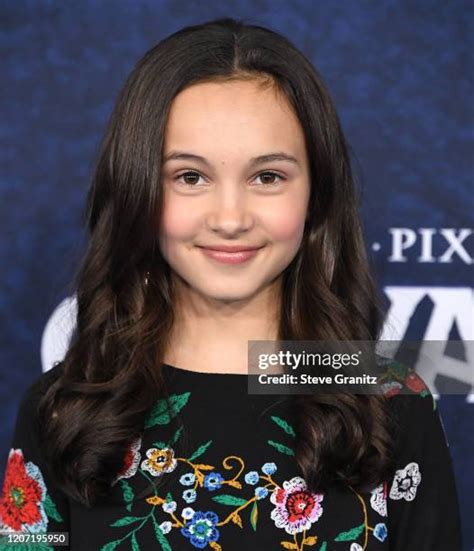 Kaylin Hayman Photos And Premium High Res Pictures Getty Images