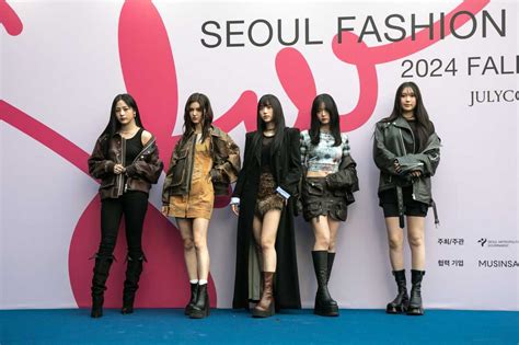 Who Are Newjeans Members Members Ages Roles And Profiles Yencomgh
