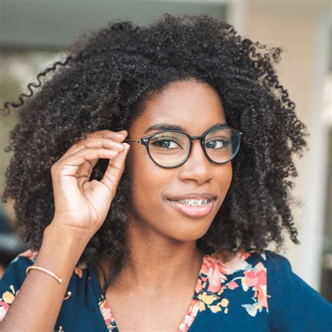 Transform Your Look With Premium Eyeglass Frames From Leading Brands