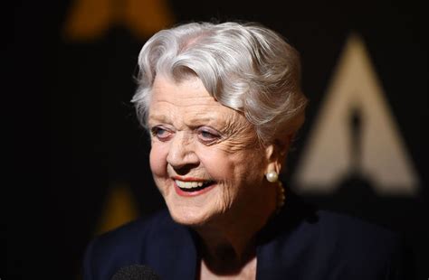 Angela Lansbury Legendaria Actriz De ‘reportera Del Crimen Muere A