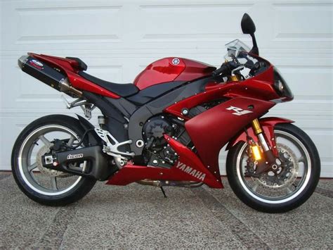 Yamaha R1 Motos