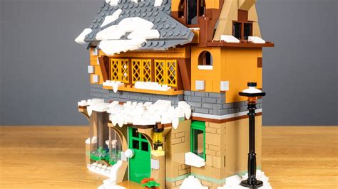 Winter Village Old Inn LEGO 76388 Alternate Build Im Review