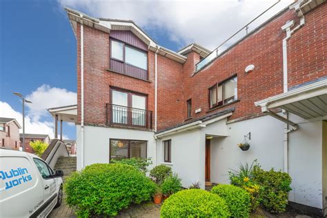 20 Hansted Dale Lucan Co Dublin Is For Sale On Daft Ie